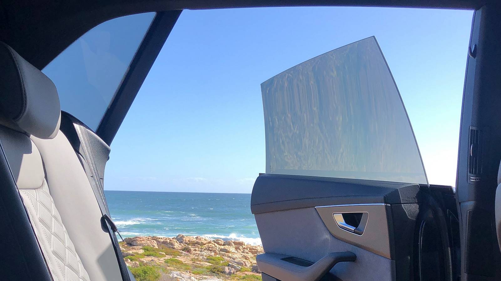 How To Fix A Car Window That Won't Roll Up Or Down