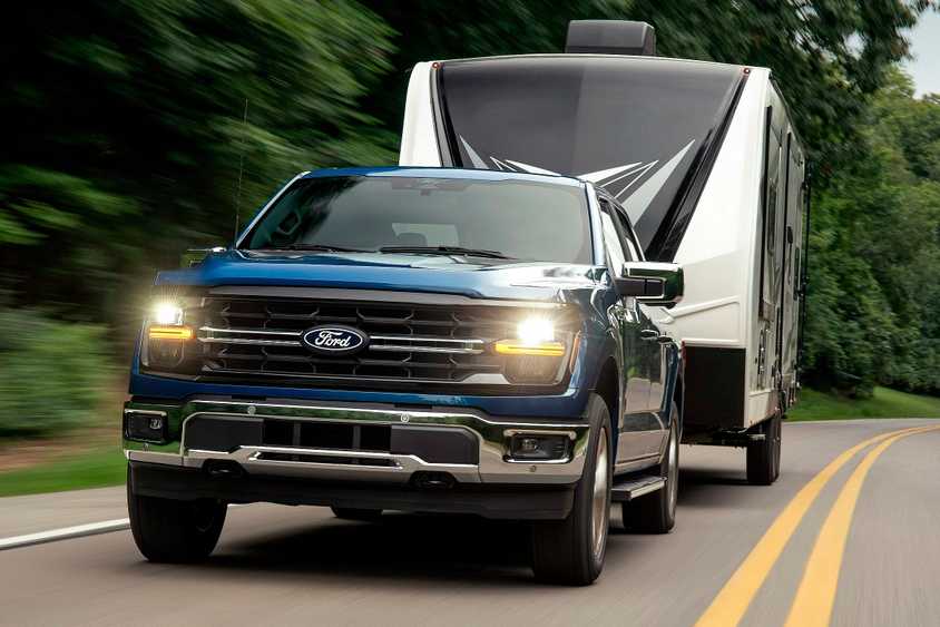 Super Cab Vs. Crew Cab Pickups: Which One Is Best For Your Needs?