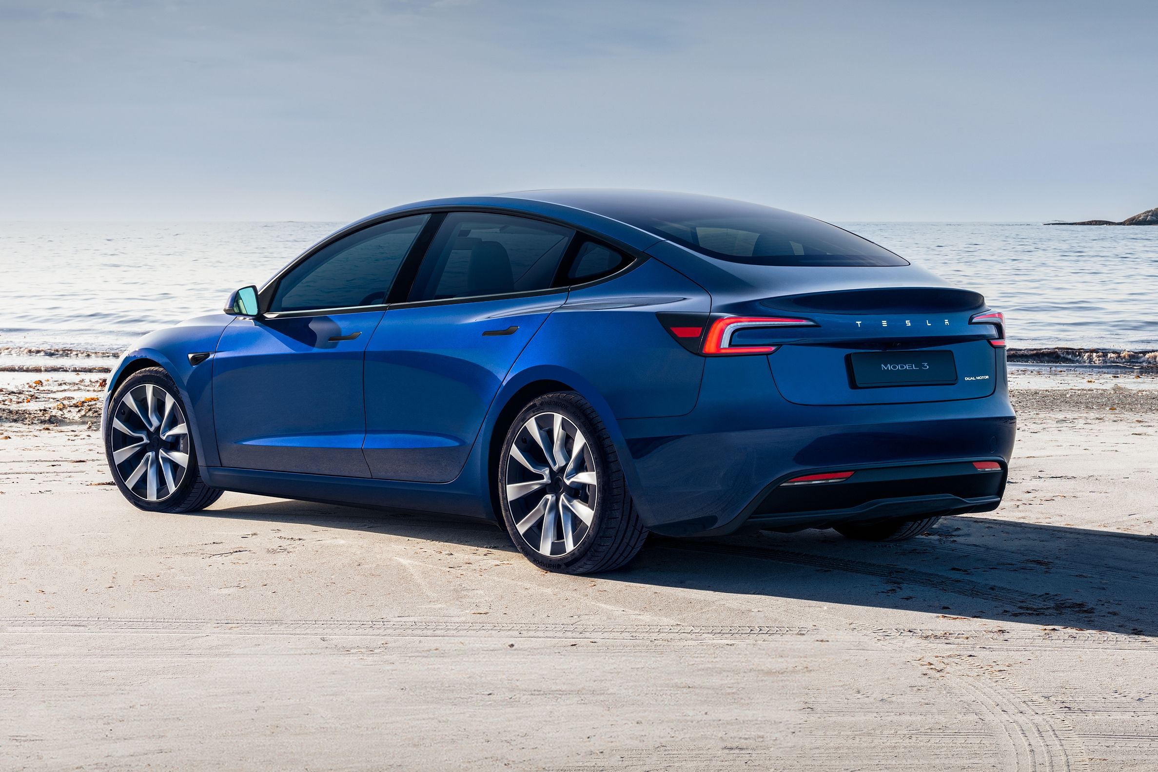 How To Reset A Frozen Tesla Screen