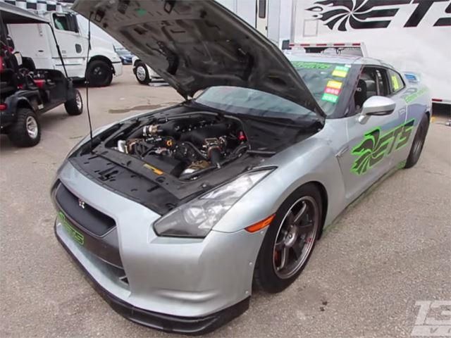 Watch A 2,000 HP Nissan GT-R Destroy the Quarter-Mile World Record