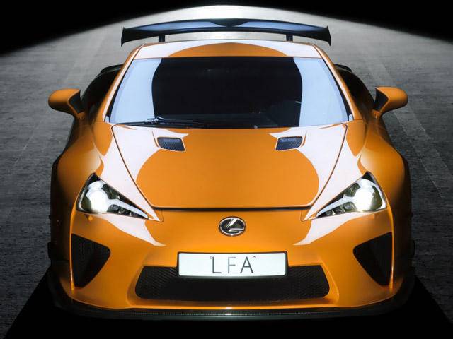 Video: Lexus LFA Nurburgring Edition Breaks Lap Record at the 'Ring