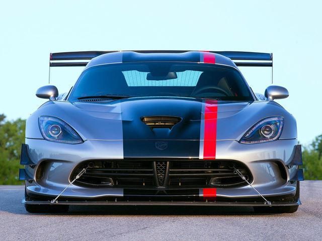 4 Things That Make The 2016 Viper ACR The Fastest Street-Legal Viper Ever