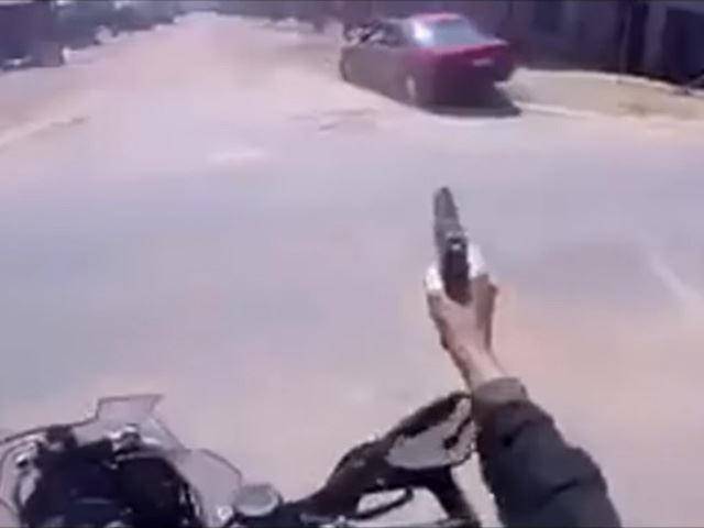 This Guy Just Proved South Africa Has The World's Most Badass Cops