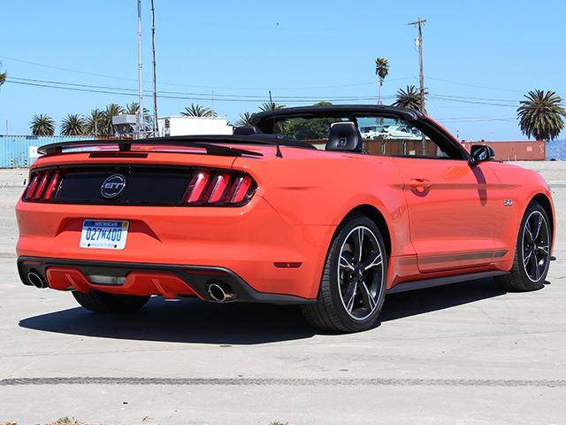 2016 Ford Mustang GT Convertible Pricing, Photos & Specs