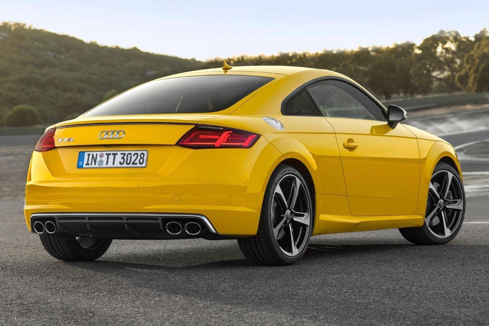 2016 Audi TTS Coupe - Photos Interior | CarBuzz