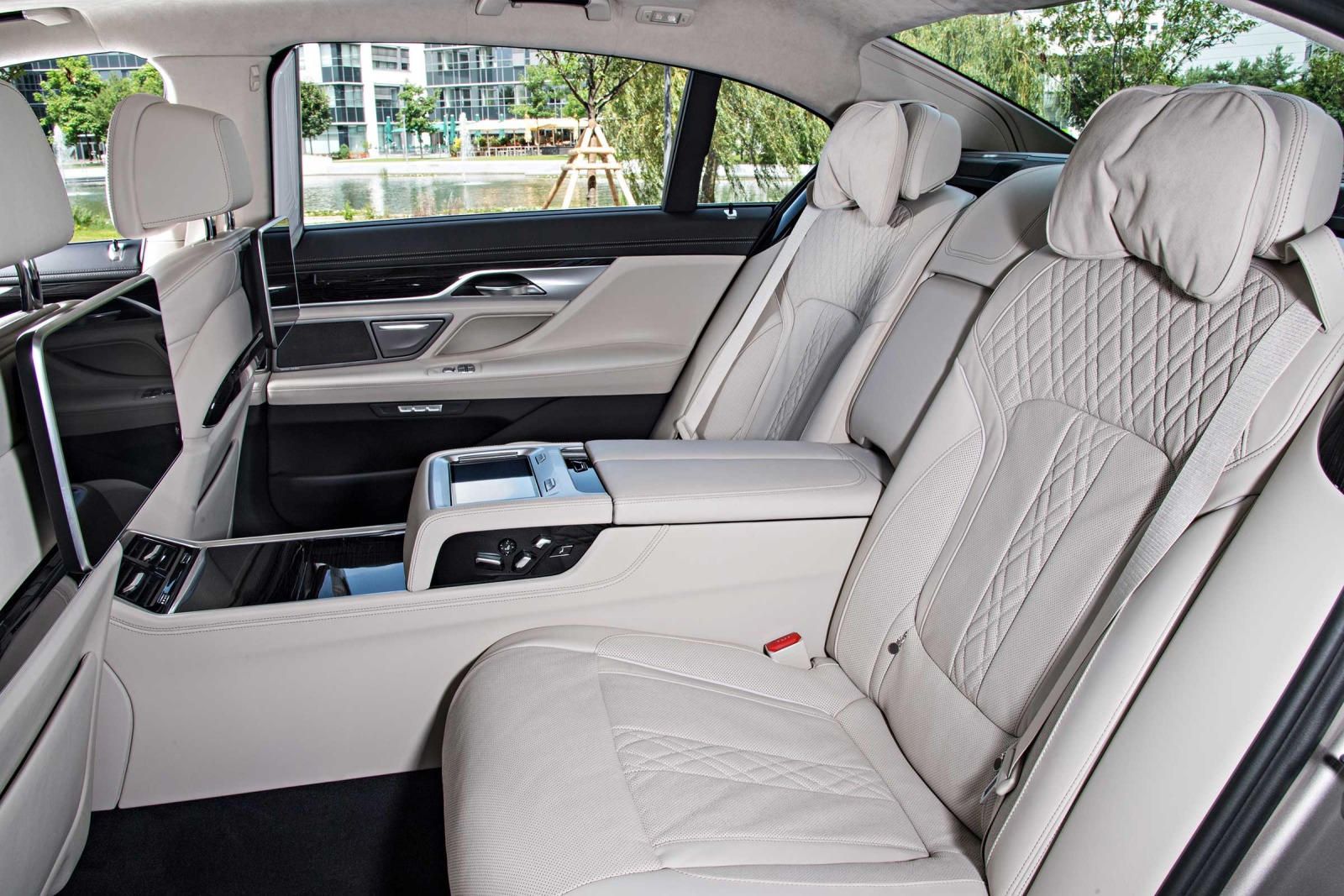 2017 BMW 7 Series Hybrid Review CarBuzz