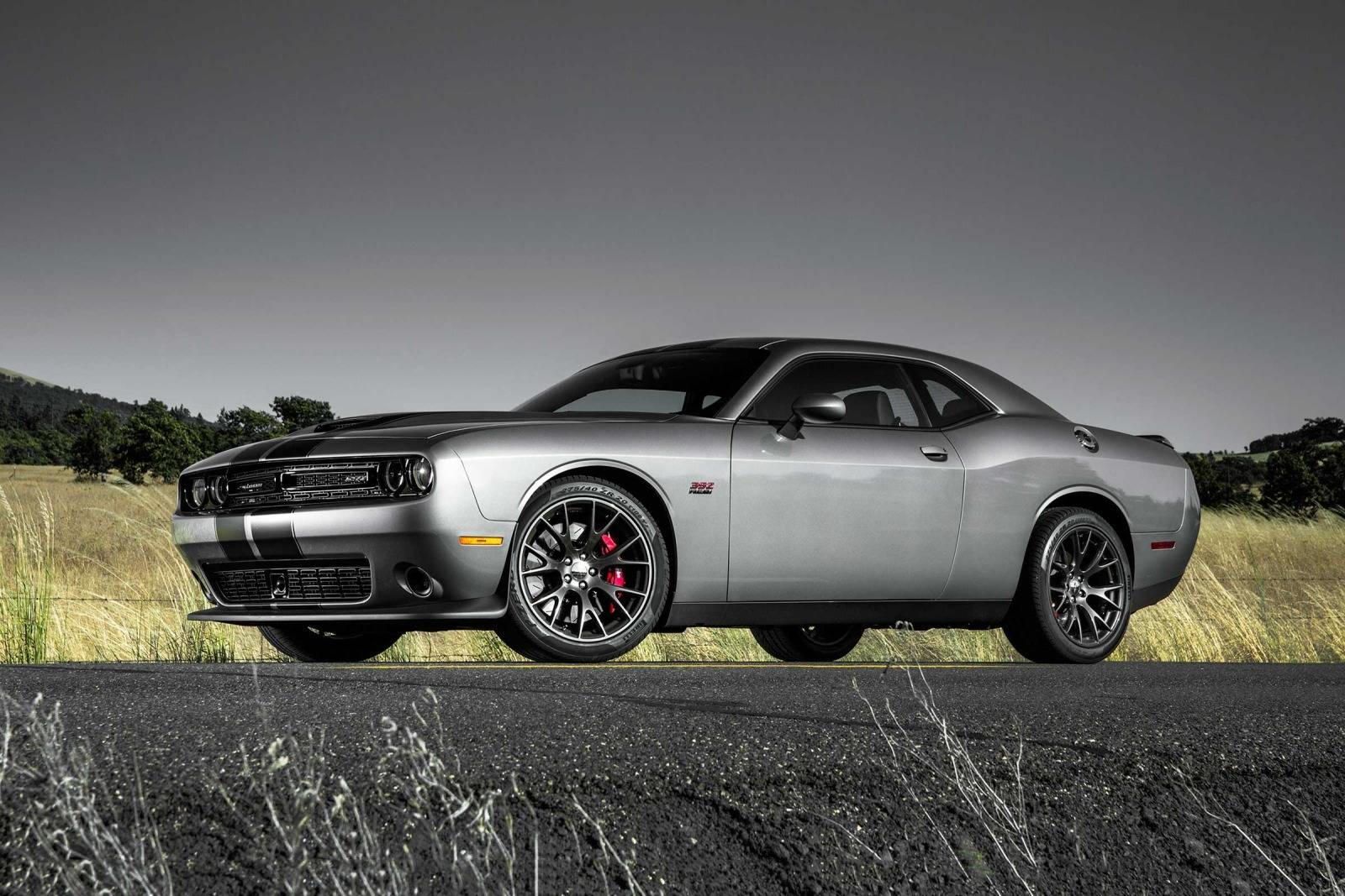 2015 Dodge Challenger SRT 392 Pricing, Photos & Specs