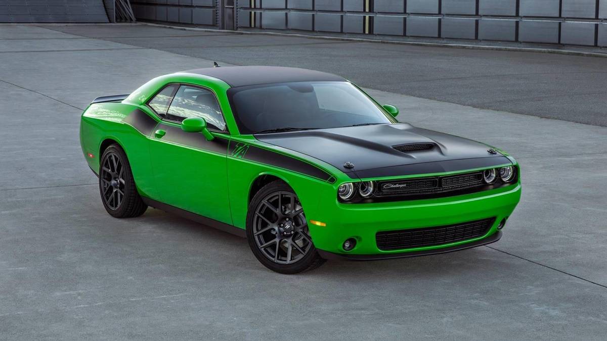 Dodge Challenger: Review, Pricing, Photos, and Specs
