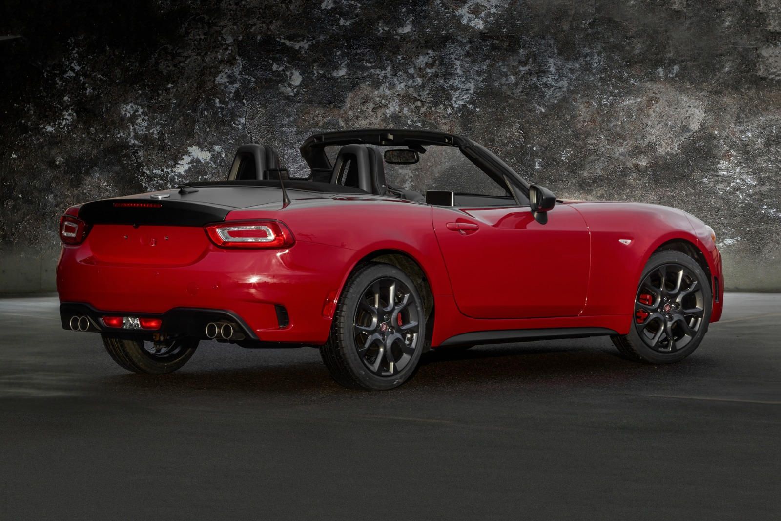 Fiat 124 Spider Abarth: Review, Pricing, Photos, and Specs