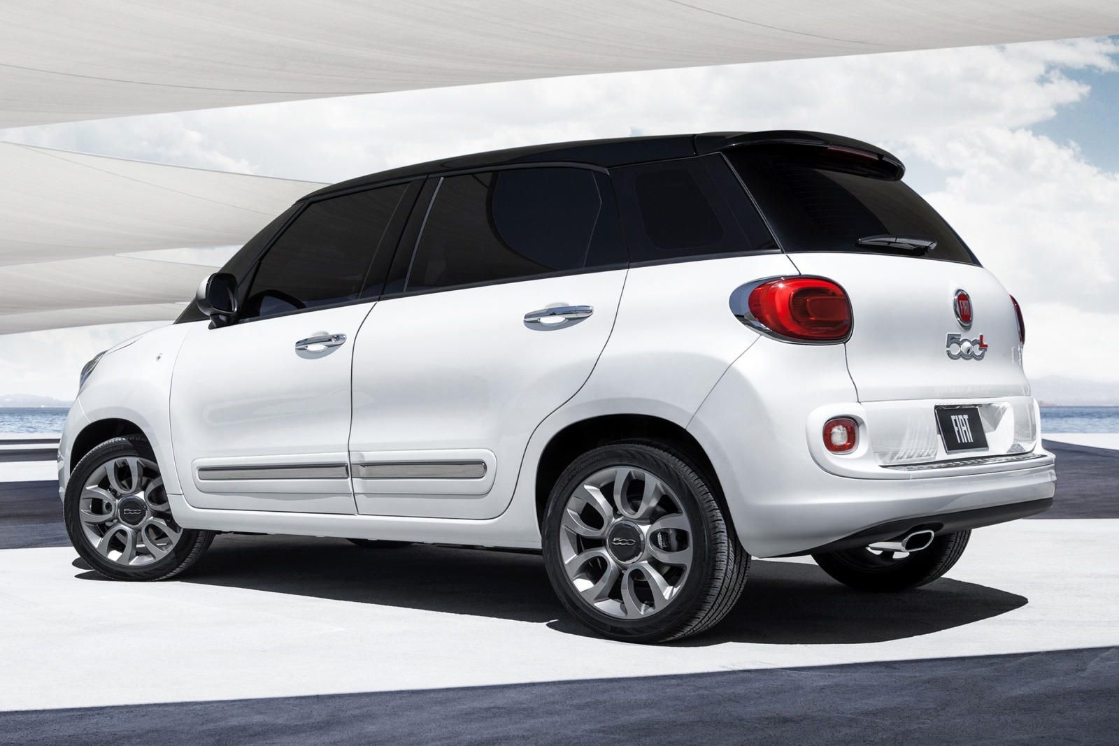 2015 Fiat 500L Specs & Trims