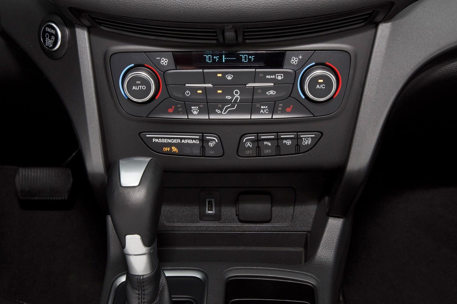 2017 Ford Escape Interior Photos