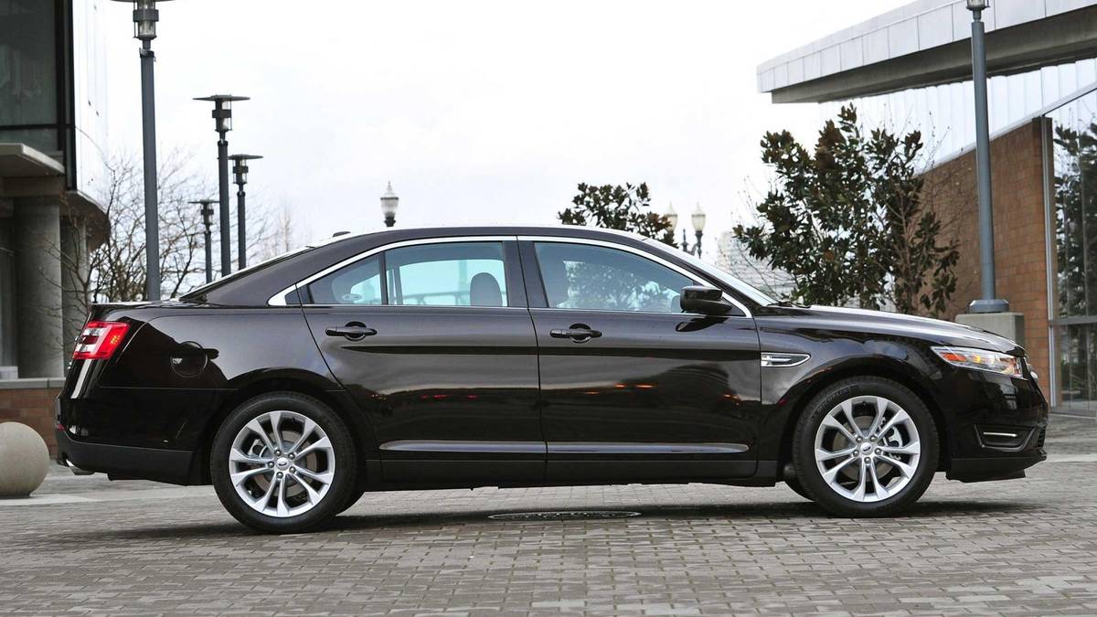 2019 Ford Taurus Specs & Trims