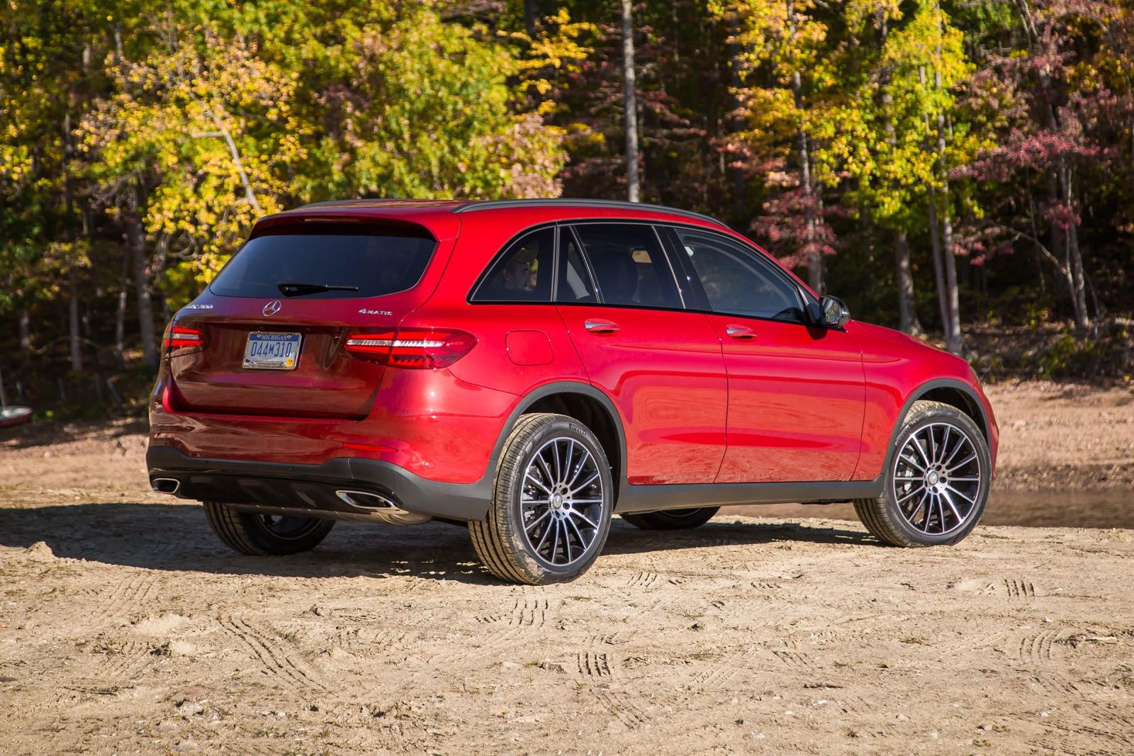 2019 Mercedes-Benz GLC-Class SUV Review, Pricing, Photos, and Specs