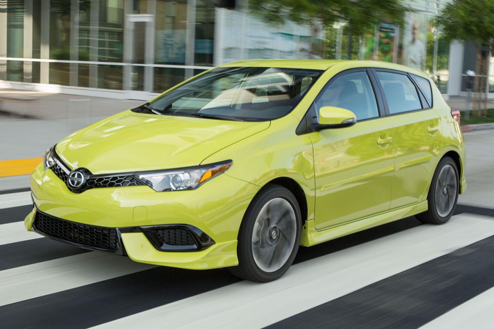 2016 Scion iM Pricing, Photos & Specs