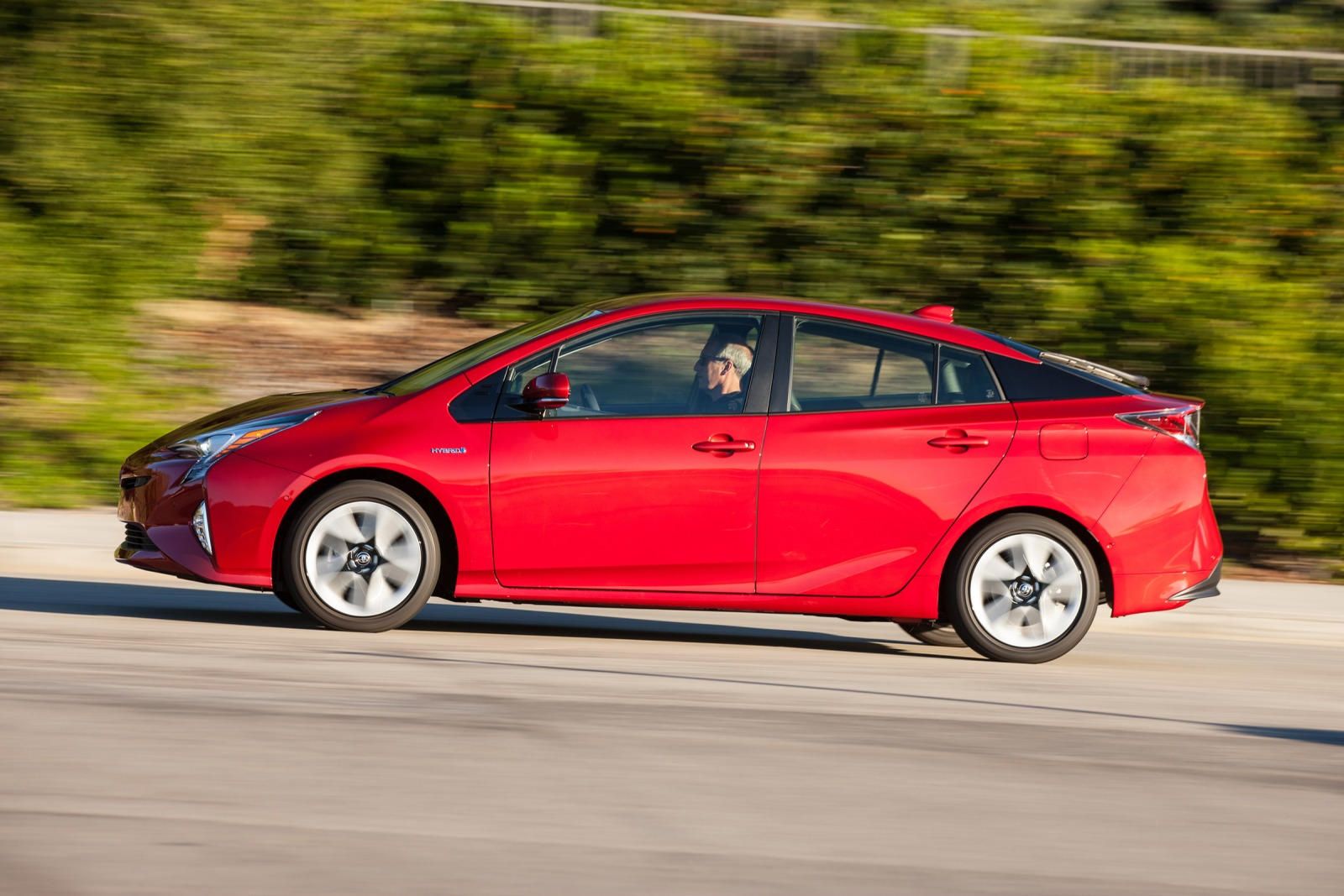 2018 Toyota Prius Review