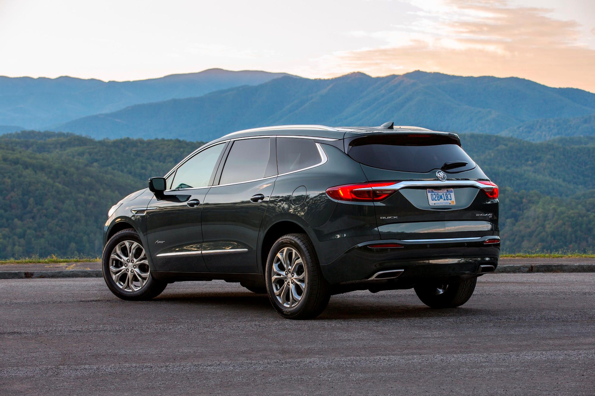 2018 Buick Enclave - Photos Exterior | CarBuzz