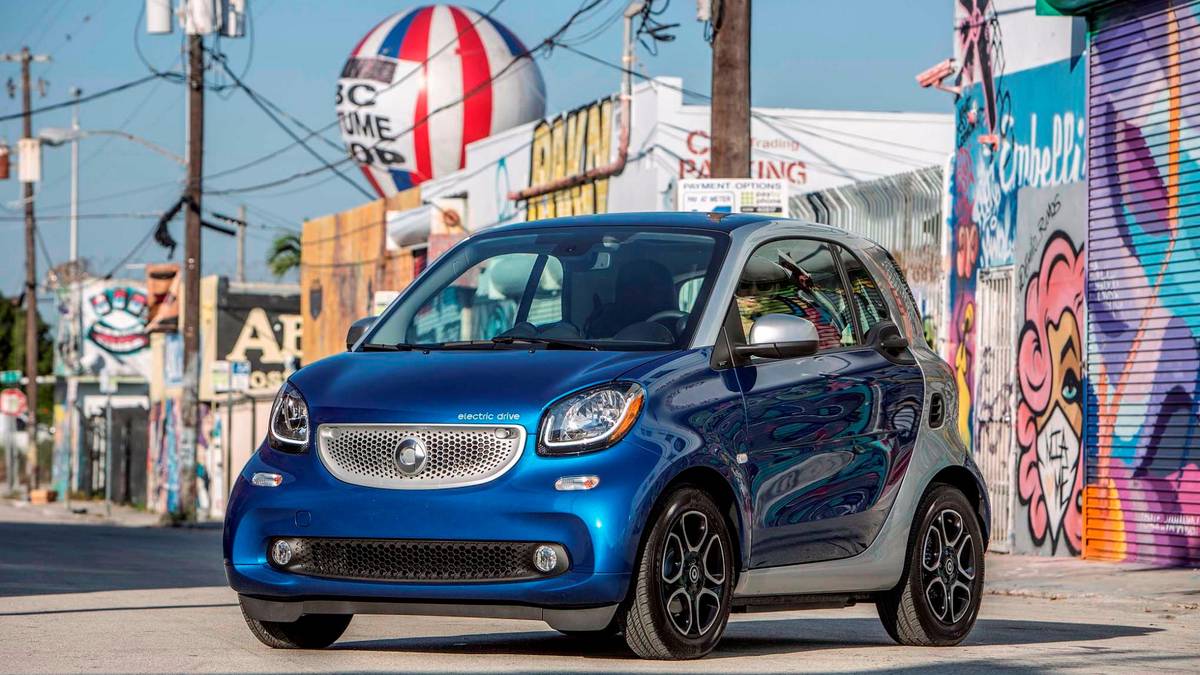 smart fortwo Electric Drive: Review, Pricing, Photos, and Specs