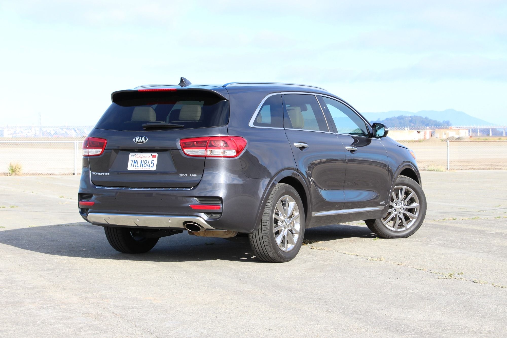 2016 Kia Sorento - Review | CarBuzz