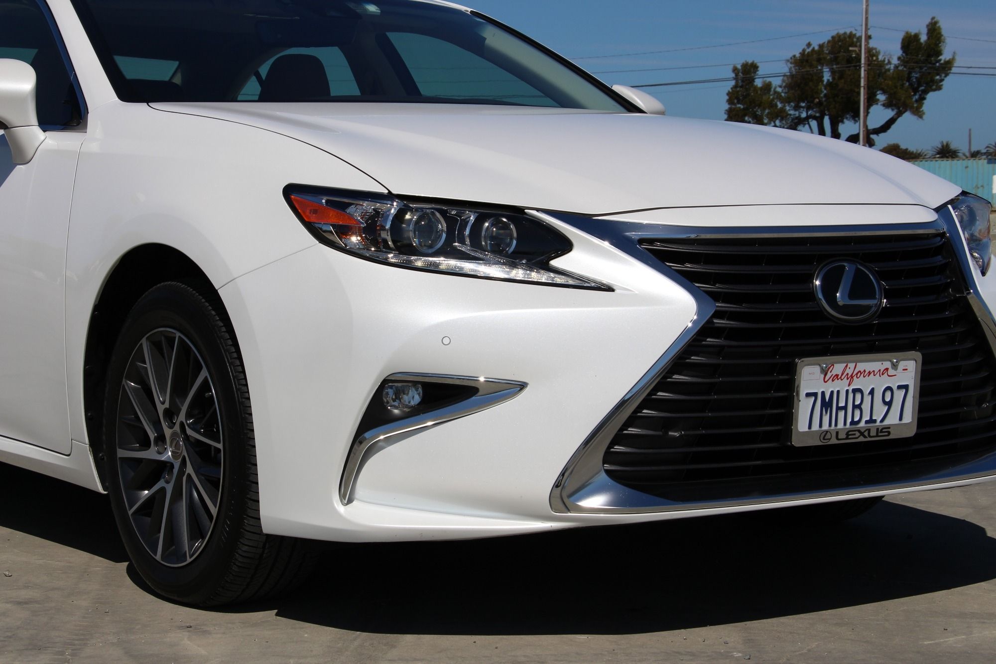 2016 Lexus ES - Review | CarBuzz