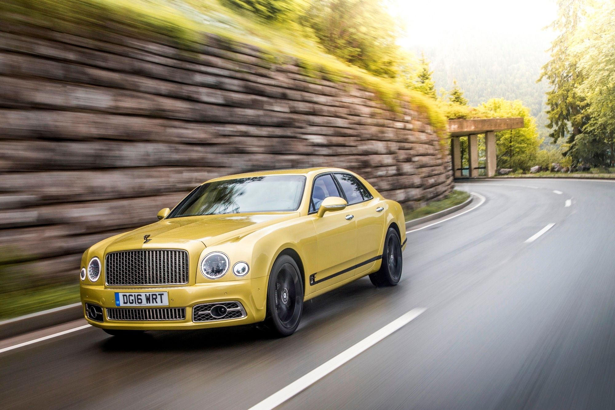 Bentley Mulsanne Speed: Review, Pricing, Photos, and Specs