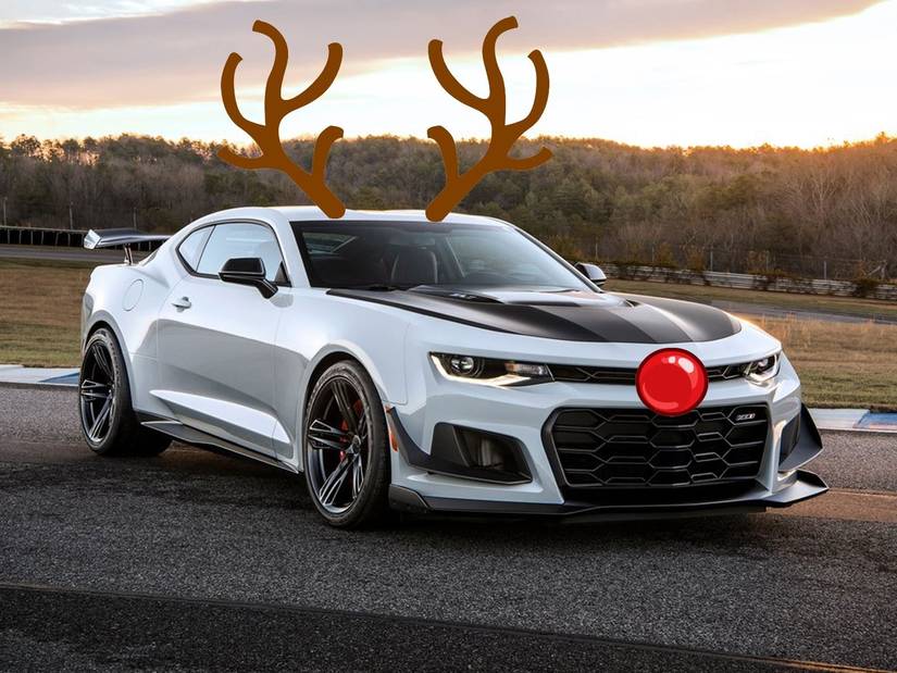 Who Wins? Chevy Camaro ZL1 1LE Vs. Santa's Sleigh