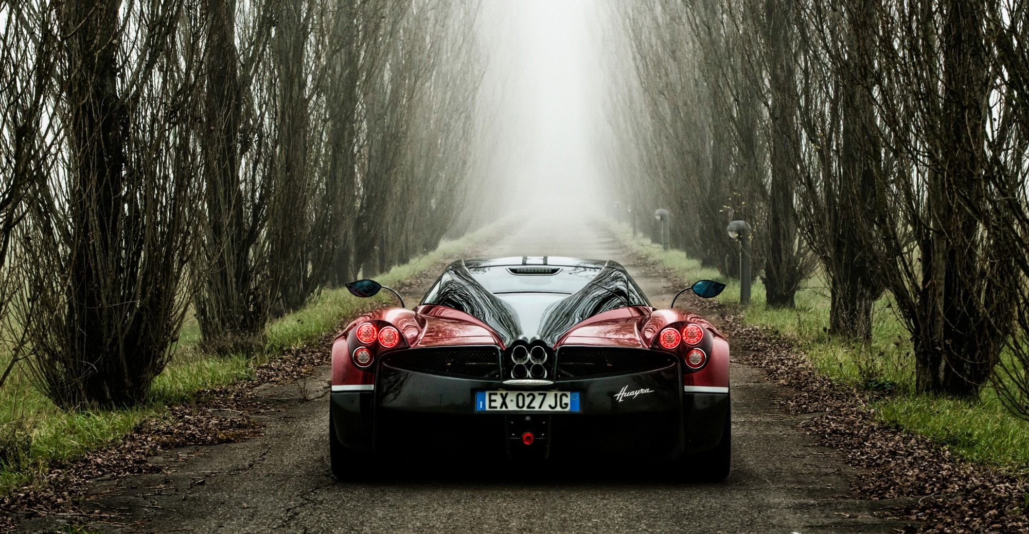Pagani Huayra - Review | CarBuzz
