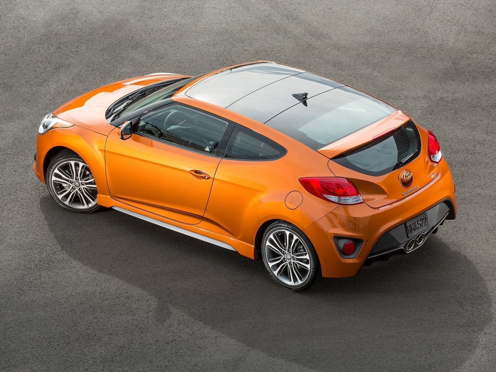 Hyundai Unveils World's First Panoramic Sunroof Airbag