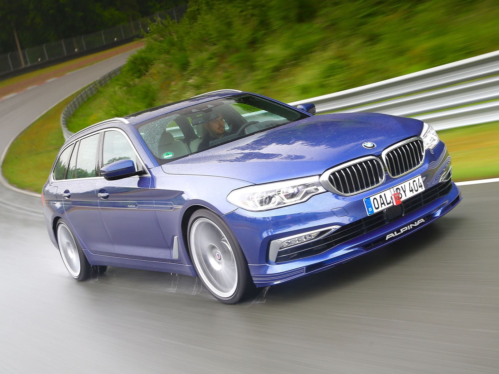 Alpina Reveals World's Fastest Station Wagon With 200 MPH Top Speed