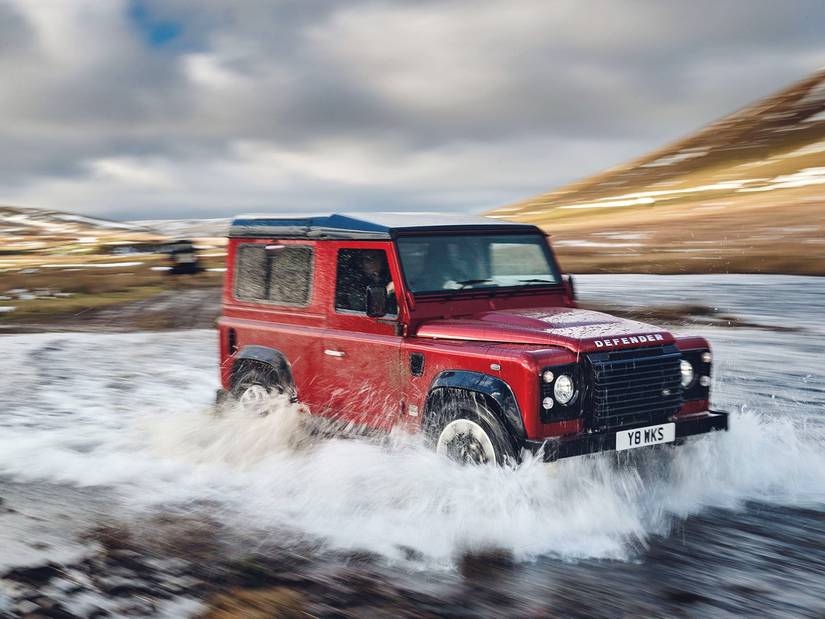 Original Land Rover Defender Reborn With 400-HP V8 Special Edition