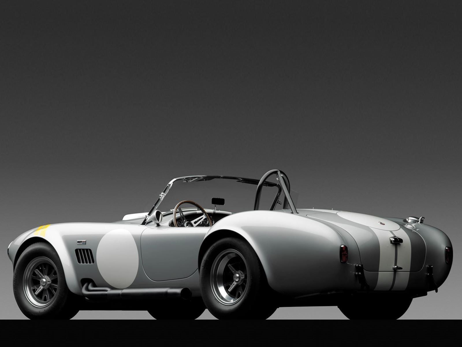 This Ridiculously Rare Shelby Cobra Sold For Nearly $3 Million