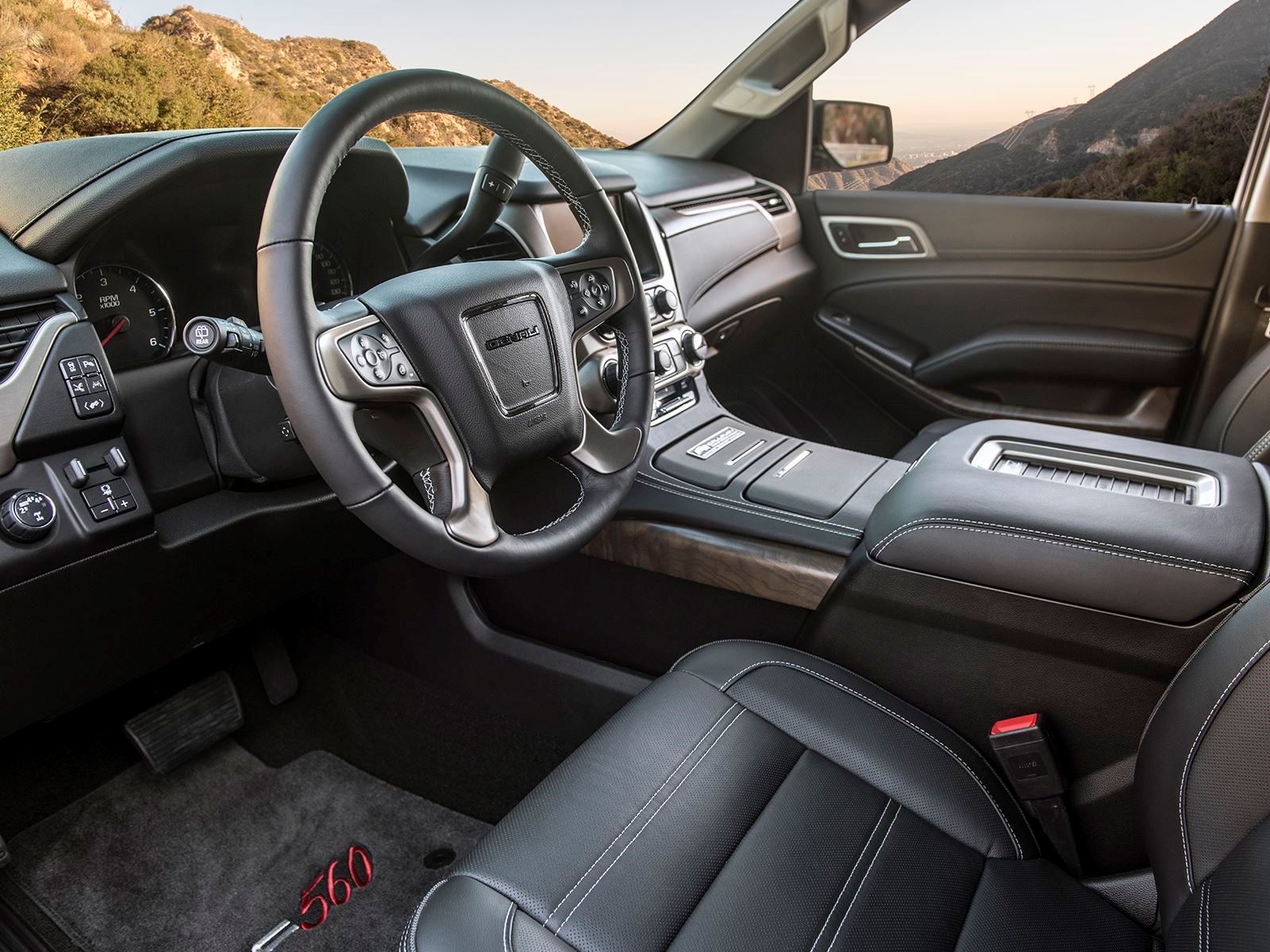 Callaway Pumps Up The GMC Yukon Denali To 560 HP