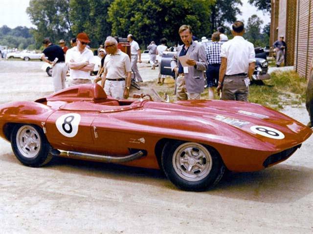 Corvette Evolution, Part 13: When Elvis Drove a Corvette