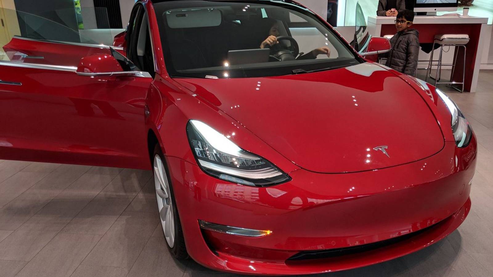 Check Out These Seriously Bad Tesla Model 3 Quality Control Issues