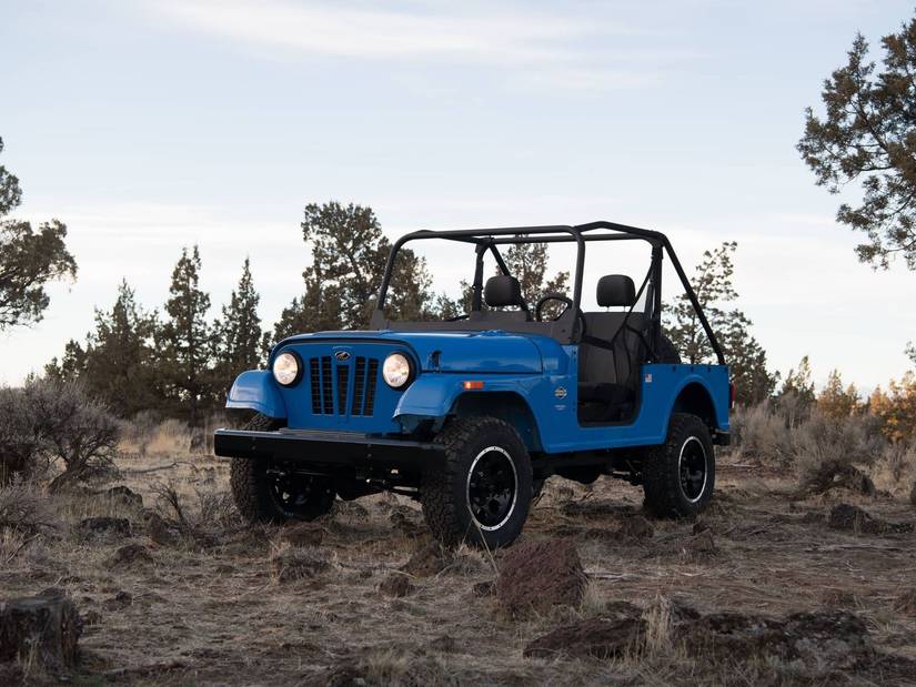 Mahindra Roxor Is One Bad-Ass Mini Jeep, But There's A Catch