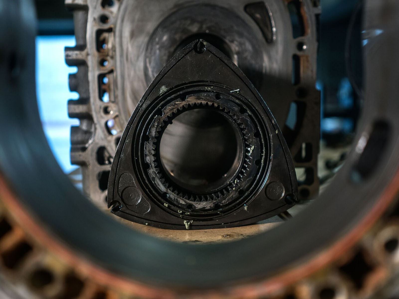 Mazda Gives More Details On Its Future Rotary Engine