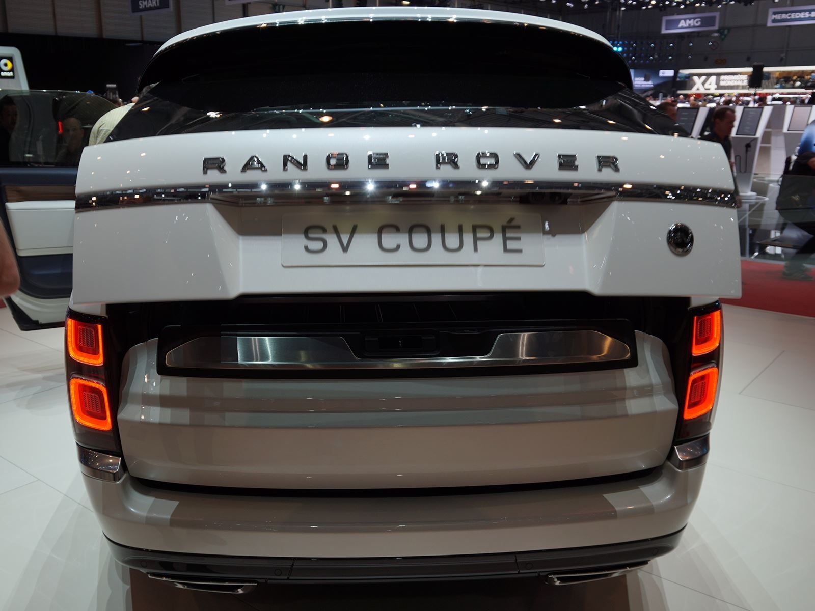 JLR SVO Has Brought A Very Special Range Rover SV Coupe To Geneva