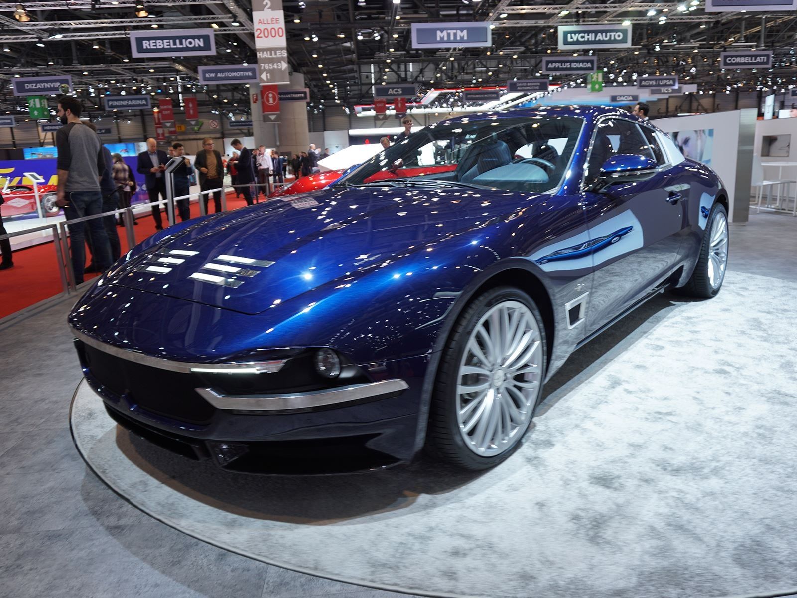 Touring Superleggera Reimagines Maserati GranTurismo With Sciadipersia