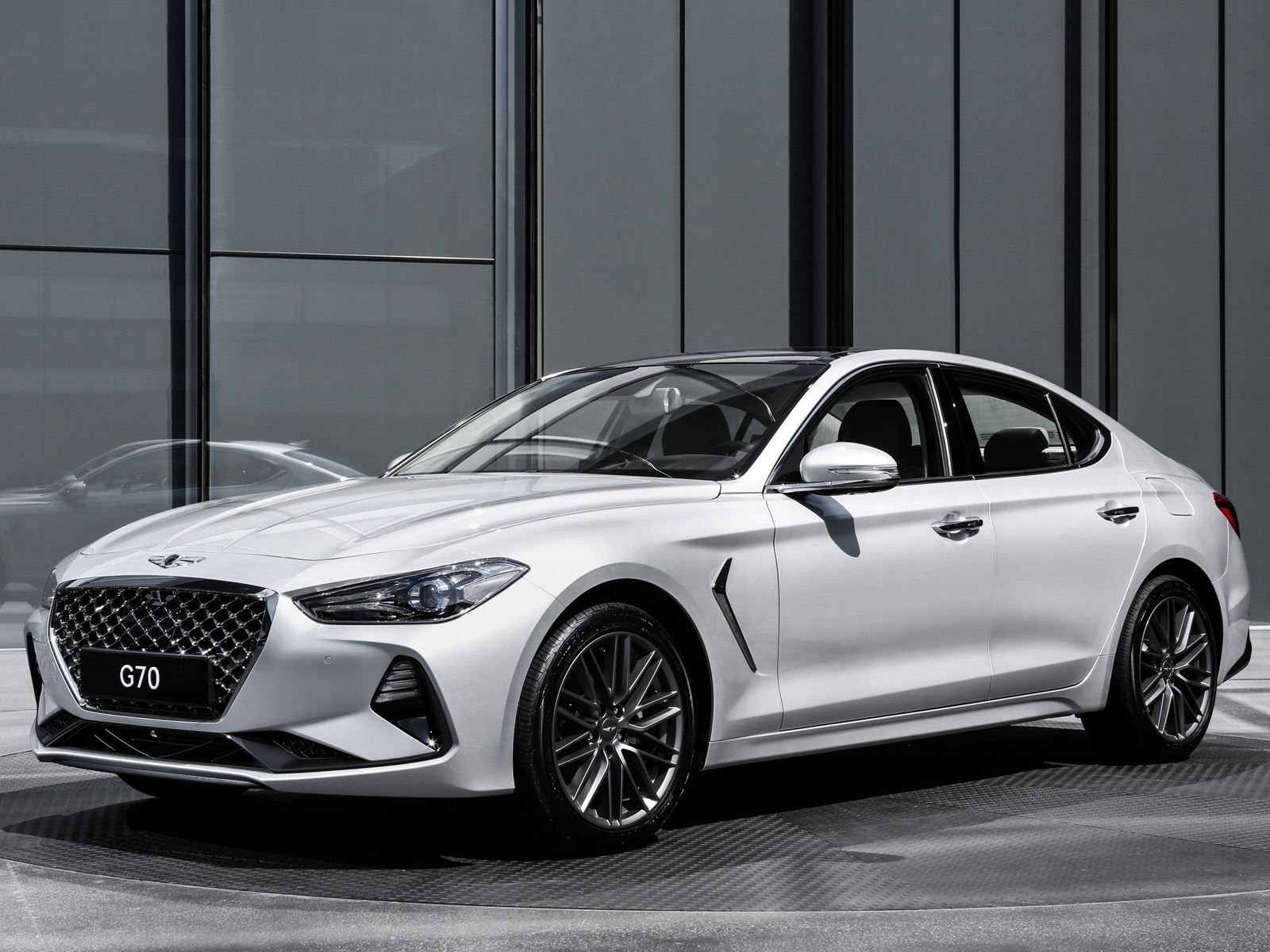 2019 Genesis G70 Will Be Available With Six-Speed Manual