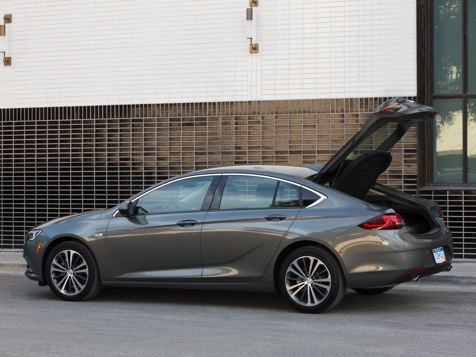 Rebadging Done Right: 2018 Buick Regal