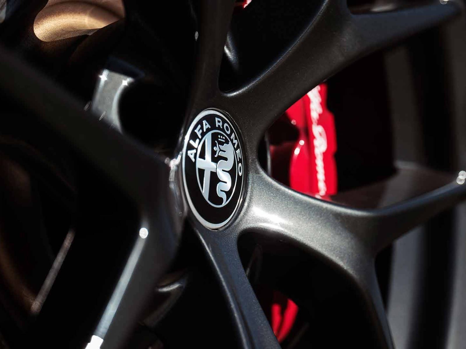 Alfa Romeo Giulia And Stelvio Get The Blacked-Out Special Edition Treatment