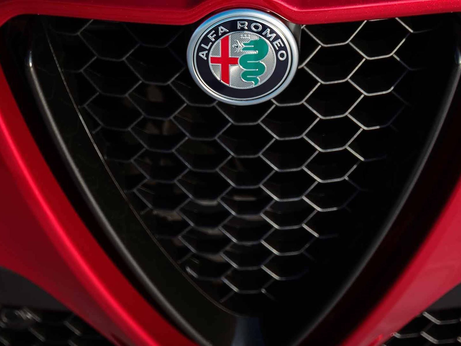 Alfa Romeo Giulia And Stelvio Get The Blacked-Out Special Edition Treatment