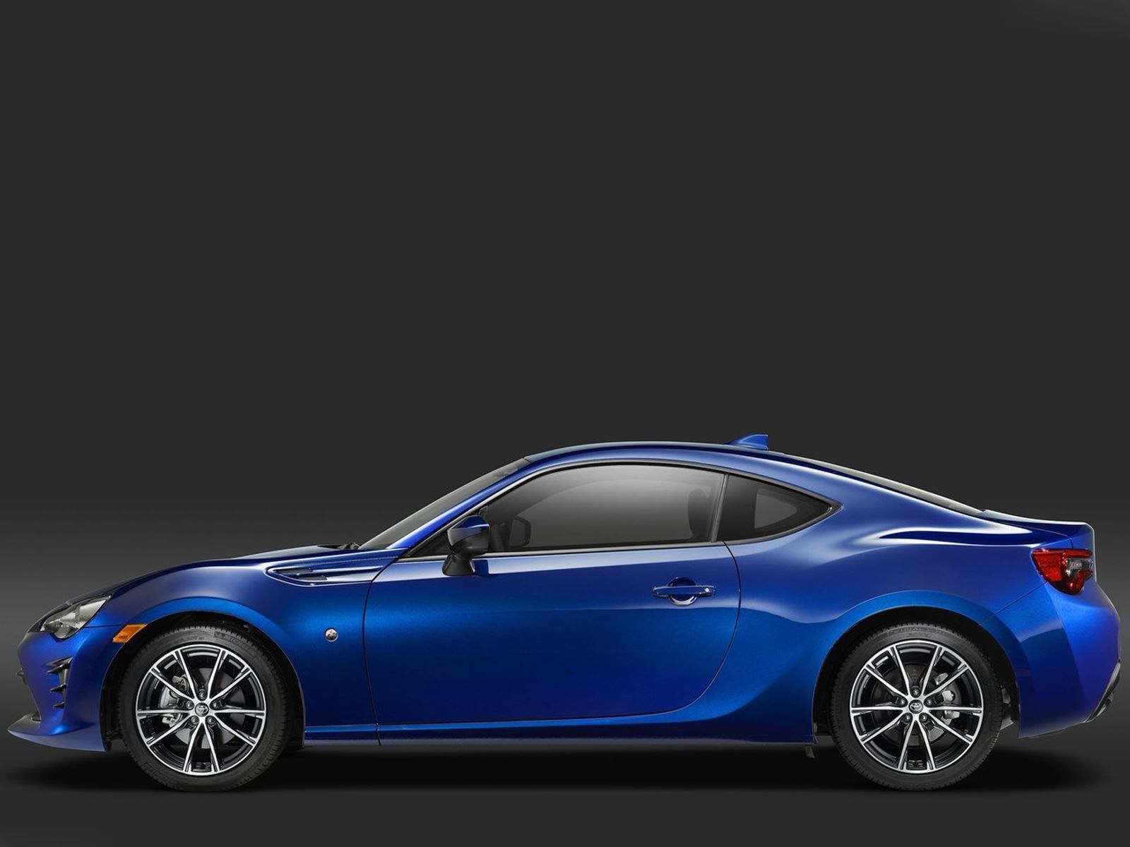 From Concept To Production: 2018 Toyota 86