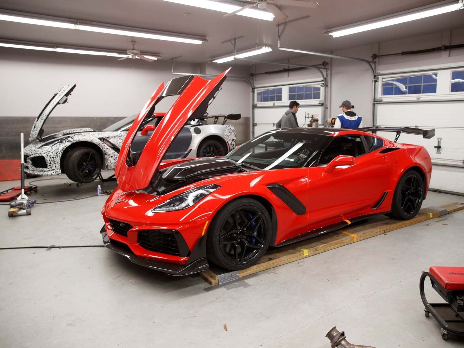 Chevrolet Corvette Could Still Get Cadillac's New V8