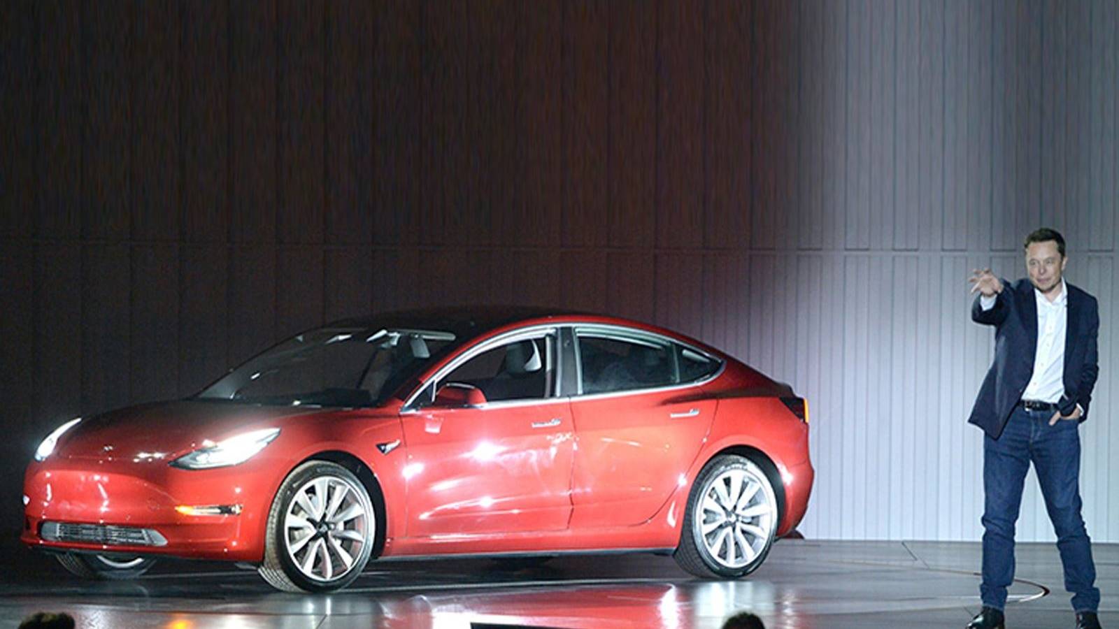Elon Musk Admits Robots Caused Tesla Model 3 Production Slow Down