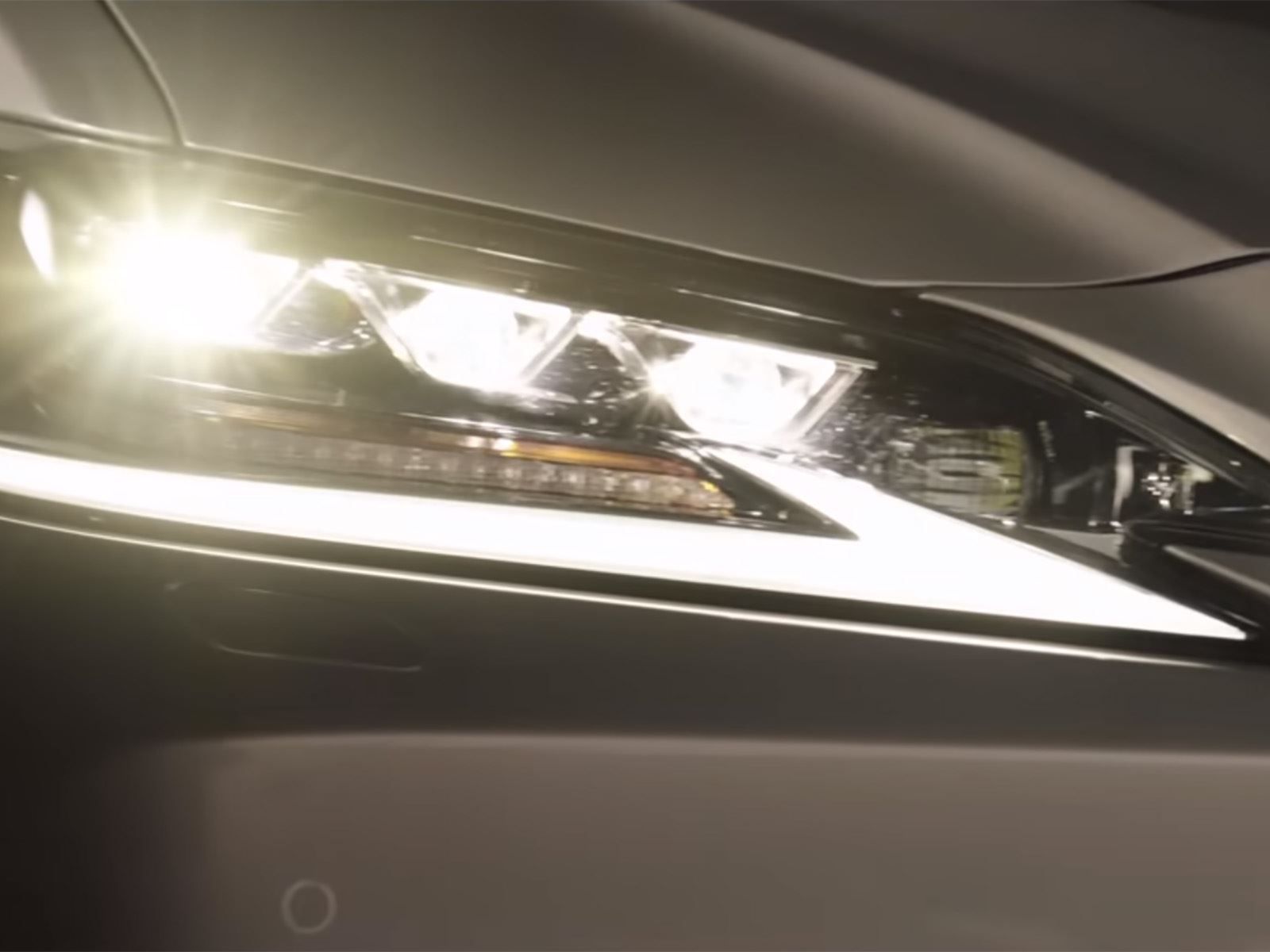 All-New Lexus ES Looks A Lot Like The LS