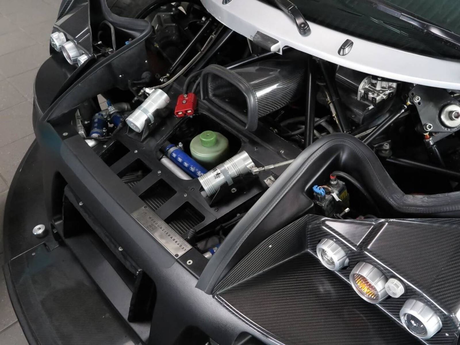 Gumpert Apollo Engine Gumpert Apollo 迅誠汽車有限公司