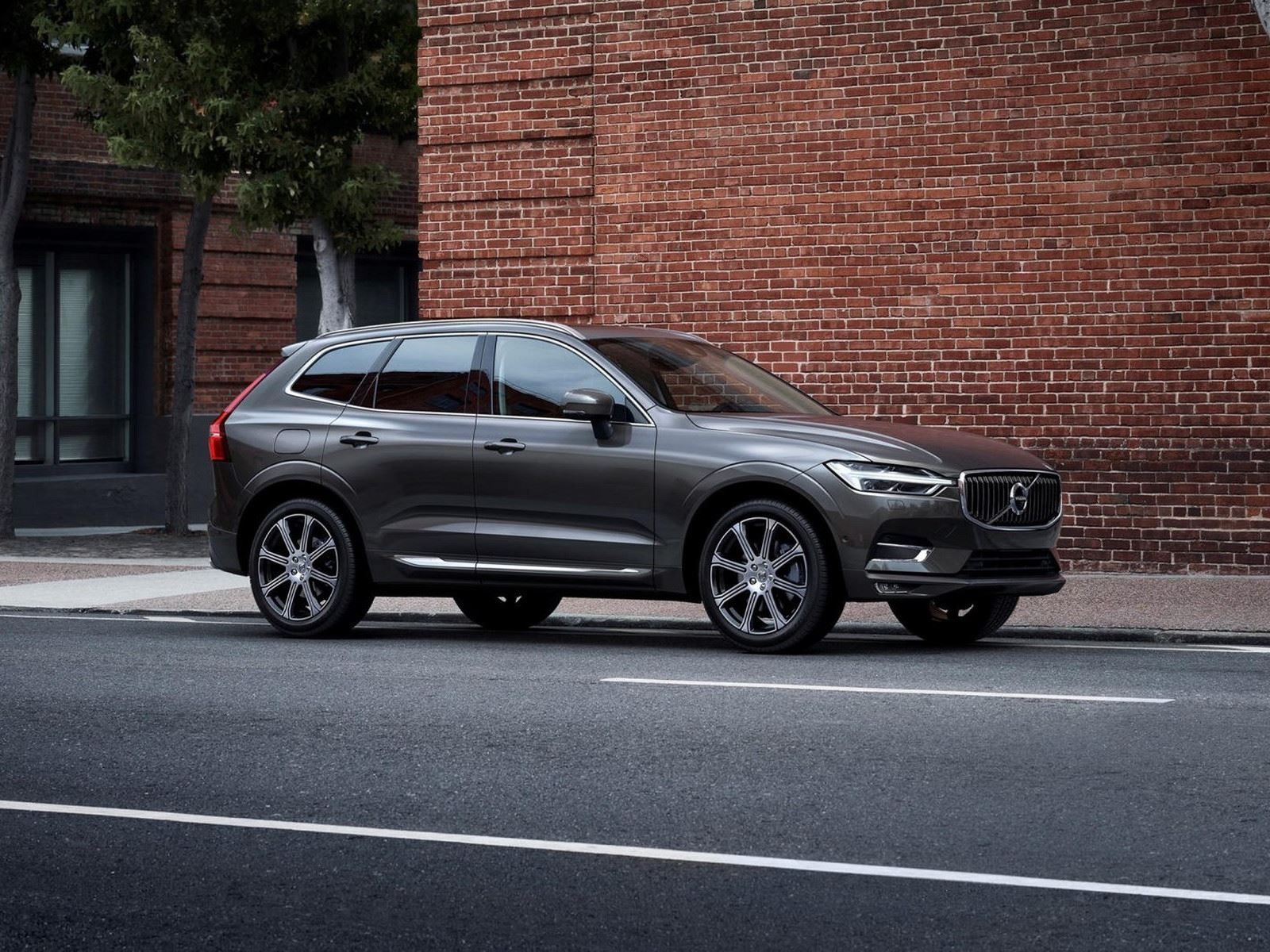 Best Luxury Cars Built By Non-Luxury Brands