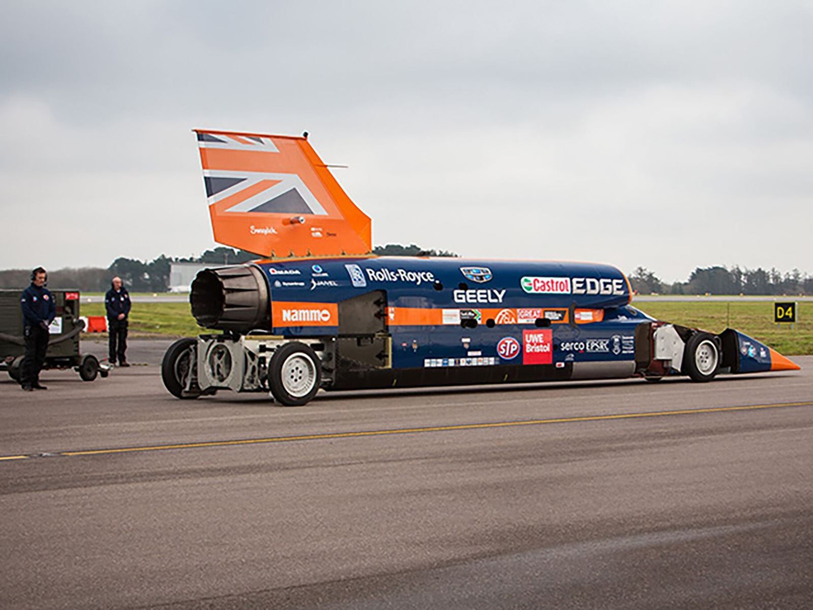 Bloodhound SSC To Attempt New Land Speed Record Next Year