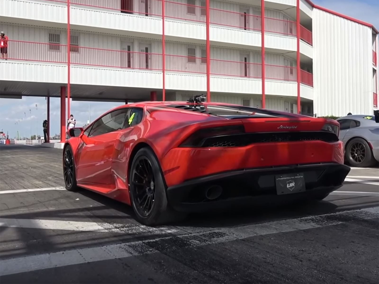 3500-HP Lamborghini Huracan Hits 230 MPH In Half-Mile Run