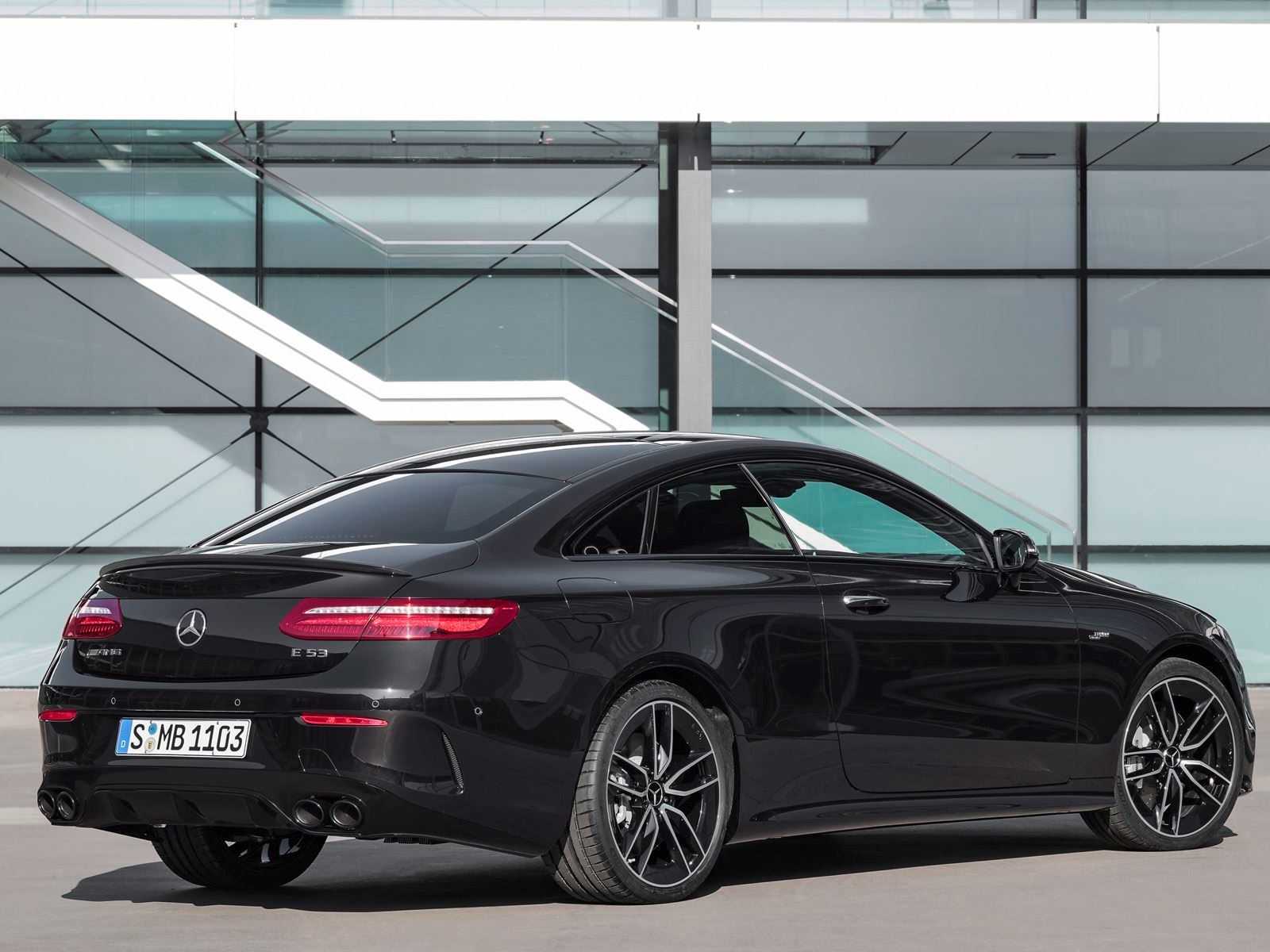 Mercedes Rolls Out Upgraded E450 Models In The US